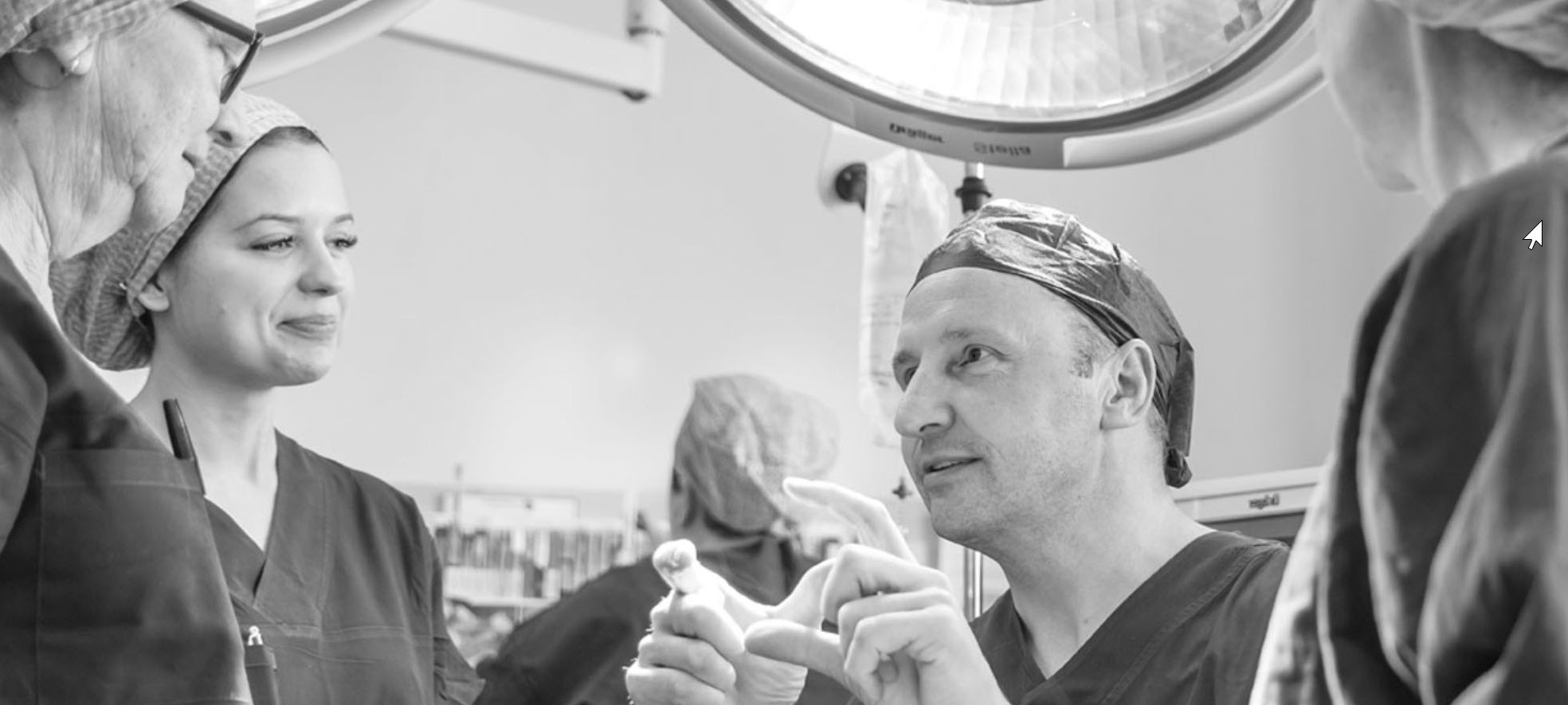Breast Reduction Surgery Nsw Dr Michael Kernohan
