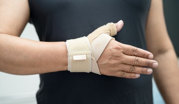 Trigger Finger Hand Surgery Sydney - Pure Visage